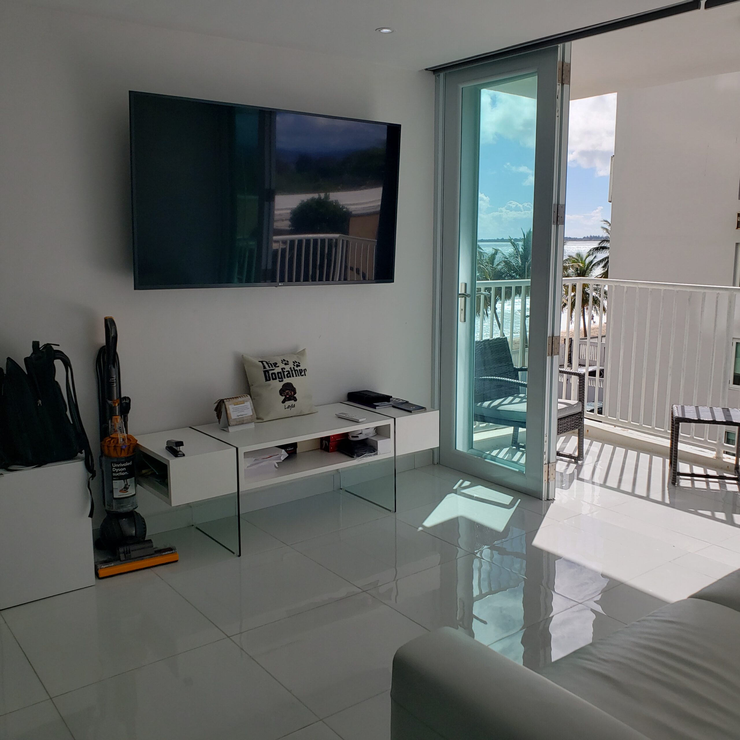 Reef Tower Ocean View Isla Verde Beach Access - Boricua Realty